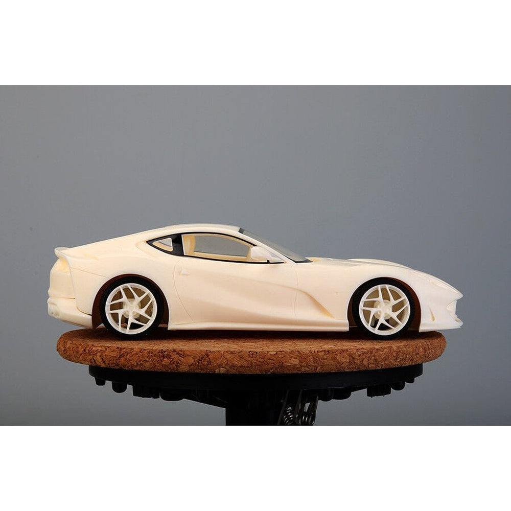 Alpha Model Ferrari 812 Superfast 1/24 - GPmodeling